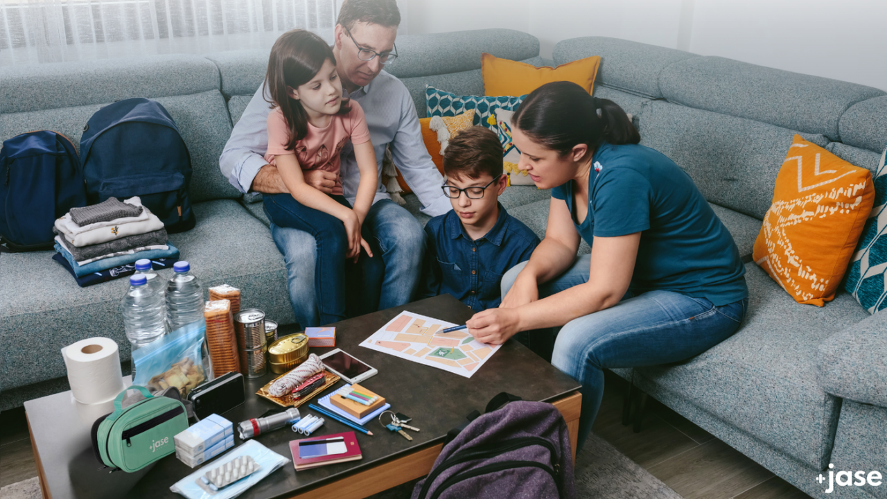 How to Build A Home Emergency Kit - JASE Medical